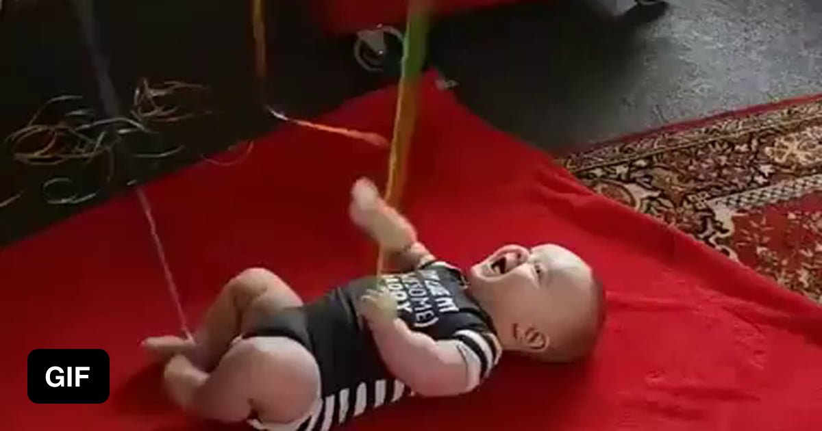 How To Entertain A Baby 9GAG how-to-entertain-a-baby-9gag