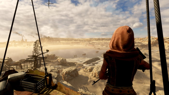 The second large area is pure Mad Max. A dried out ocean, shipwrecks, a ...