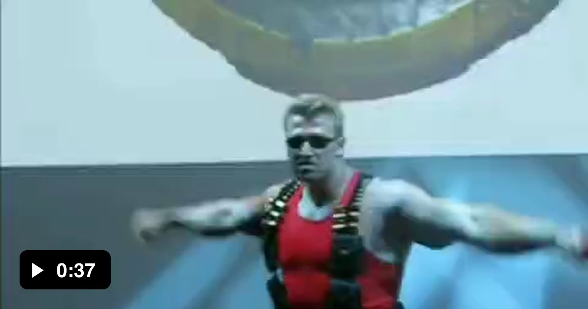 Duke Nukem Cosplay by Günther Schlierkamp - 9GAG