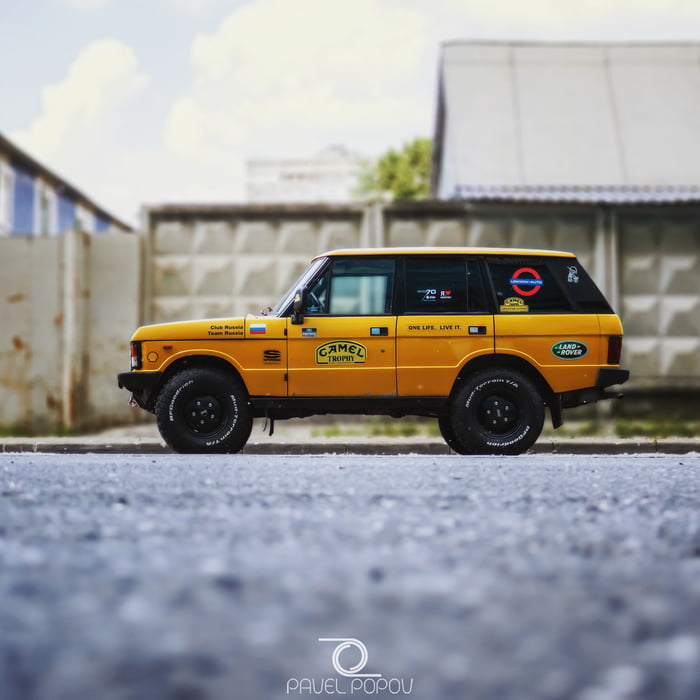 Range Rover Classic (Camel Trophy) - 9GAG