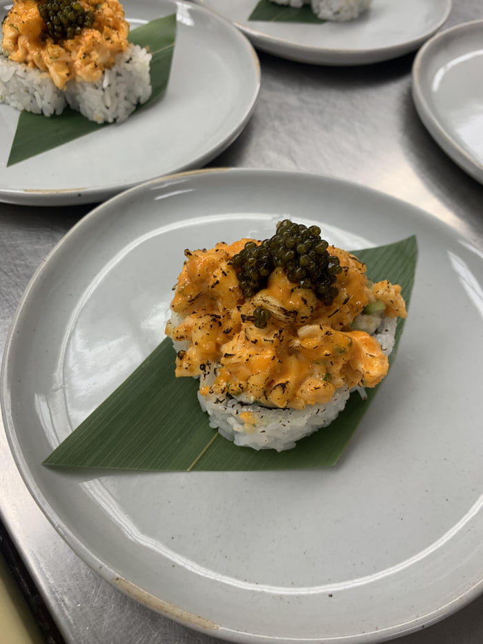 Lobster dynamite with caviar - 9GAG