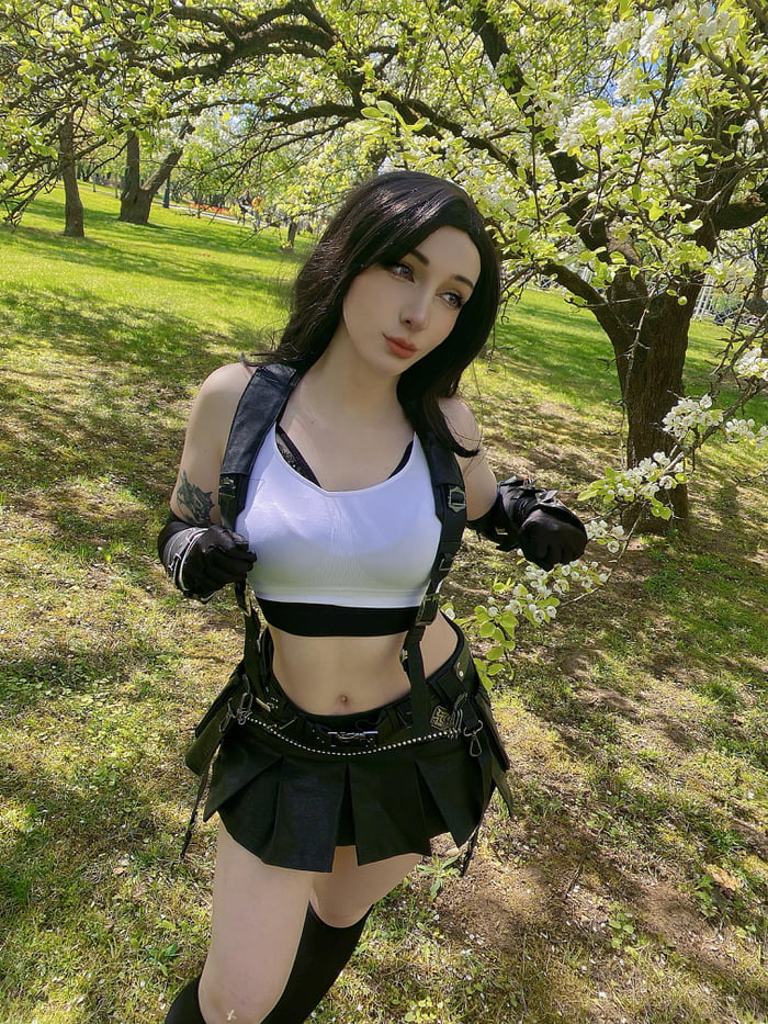 Tifa by Hioshicos - 9GAG