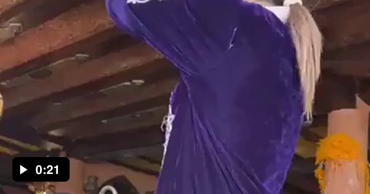 Woman refilling a glass with absolute accuracy - 9GAG