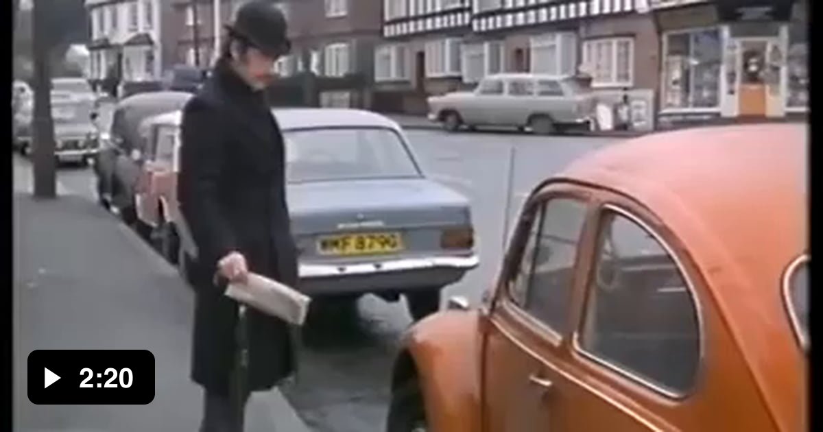 Funny skit by late Irish comedian Dave Allen. - 9GAG