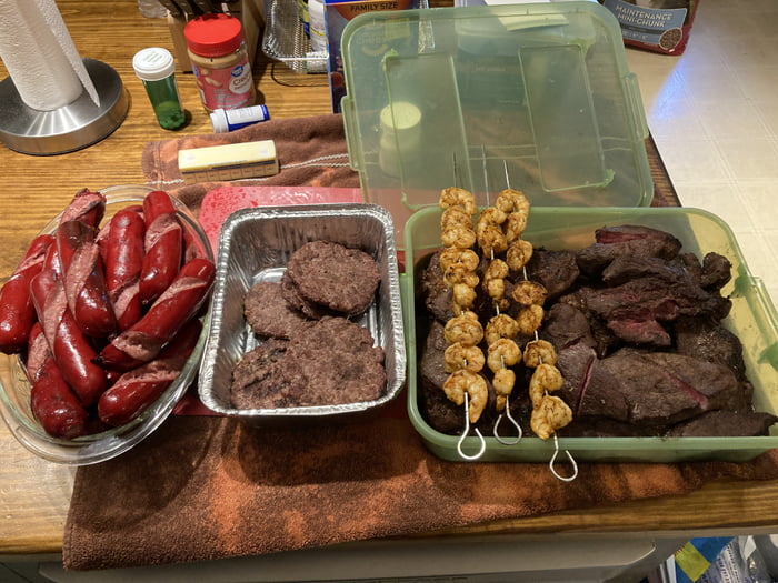 Dinner is served!!! - 9GAG