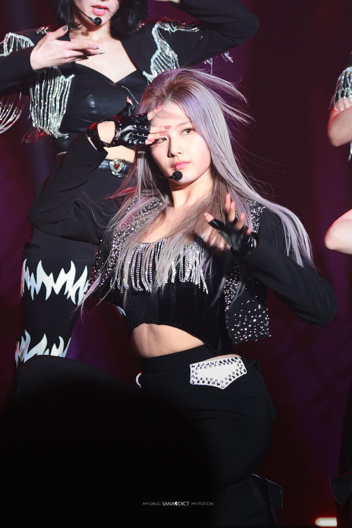 Spectacular Sana - 9GAG