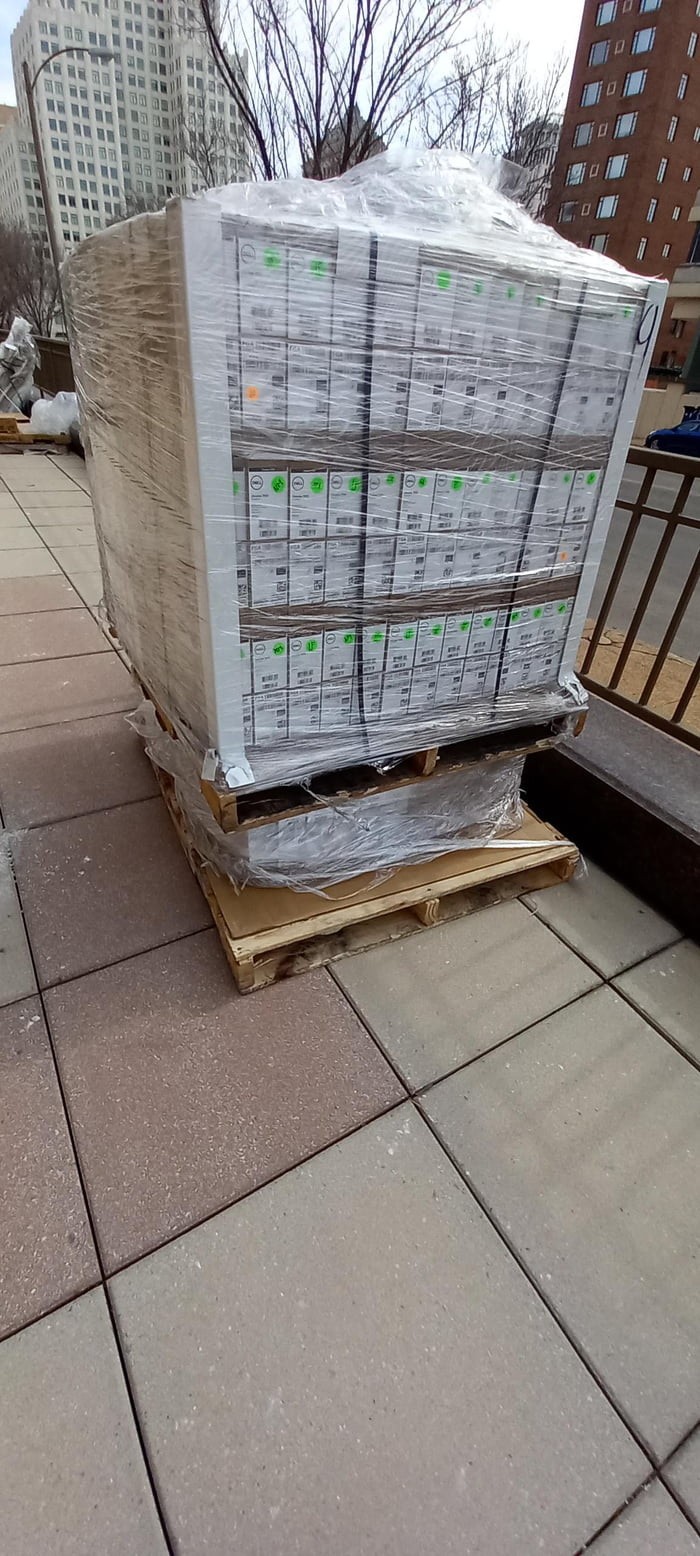 Stacked the pallets Boss! - 9GAG