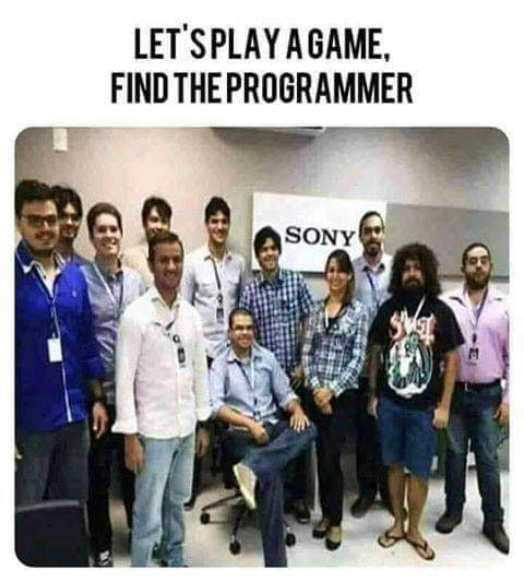 Find the programmer 🧐 - 9GAG