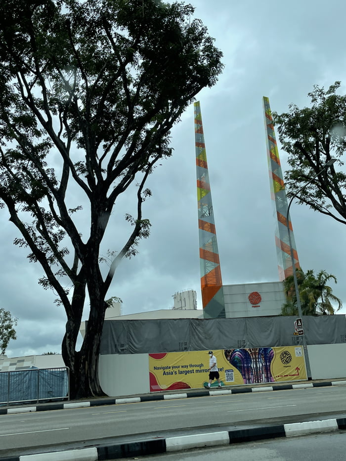 Just Two huge VLC media players - 9GAG