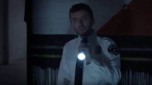 Every Action and Horror movies, the Security guard dies first - 9GAG