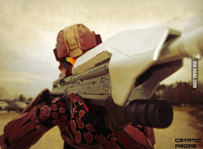 U.S. made custom Halo armor and weapon (Cryptic Props) - 9GAG