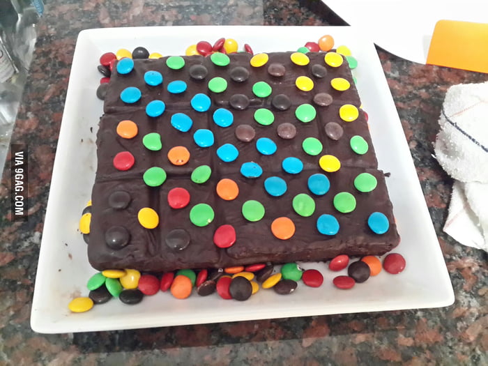 A cake suitable for my OCD friend - 9GAG