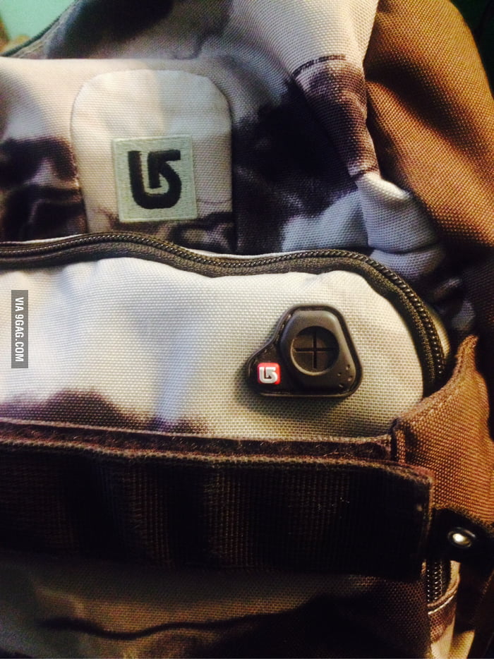 I have this backpack for almost 7 years , hadn't even used headphones hole... Any one else ? - 9GAG