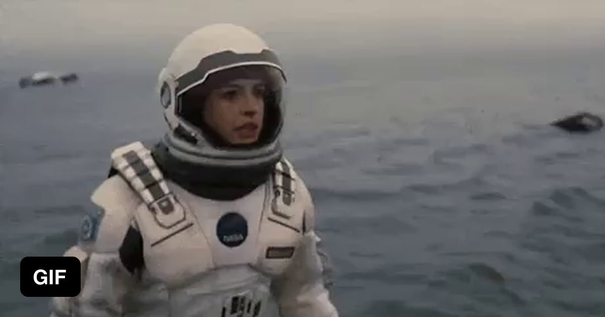 This cut scene from interstellar is mind blowing! - 9GAG