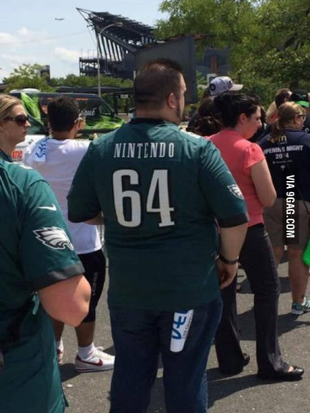 This man's a true fan - 9GAG