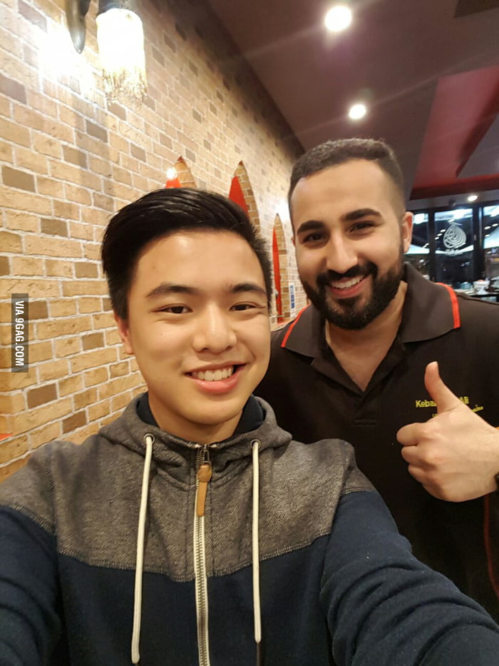 Remember the kebab guy? He delivered like a true OP - 9GAG