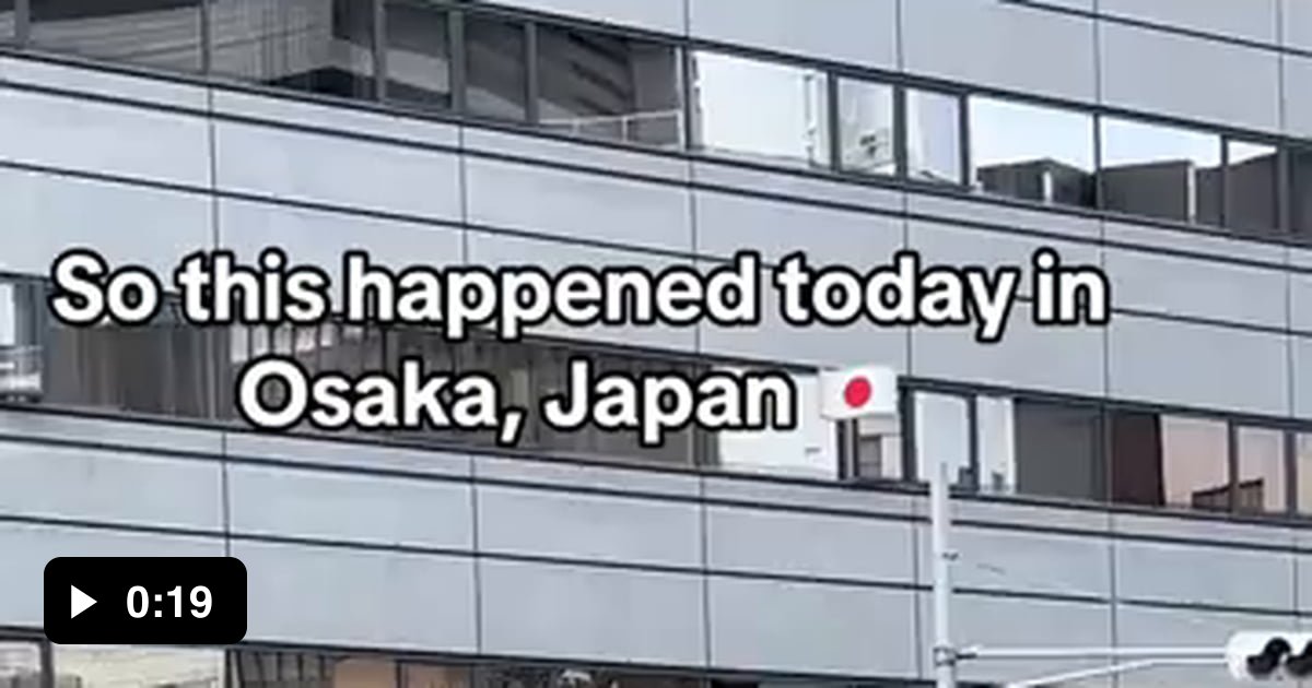 Trump float in Osaka, Japan. - 9GAG