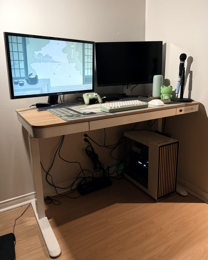 Matcha Themed Setup 🍵 - Any tips for upgrades? - 9GAG