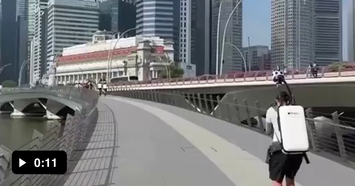 Apple Maps camera backpack spotted in Singapore - 9GAG