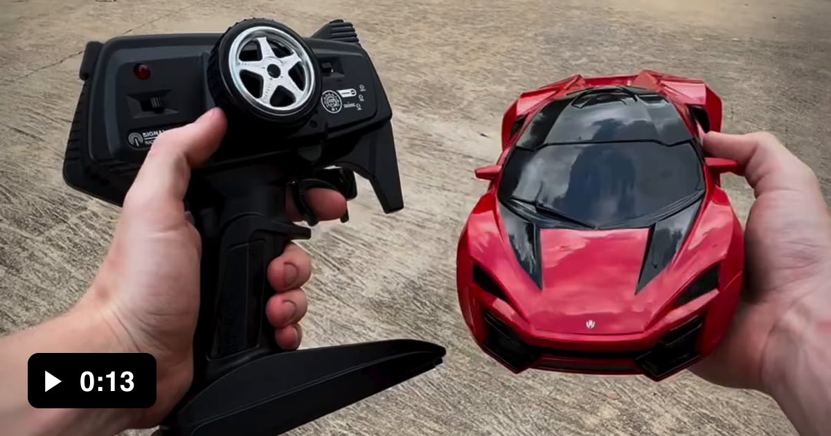 Never Let Them Know Your Next Move - 9GAG