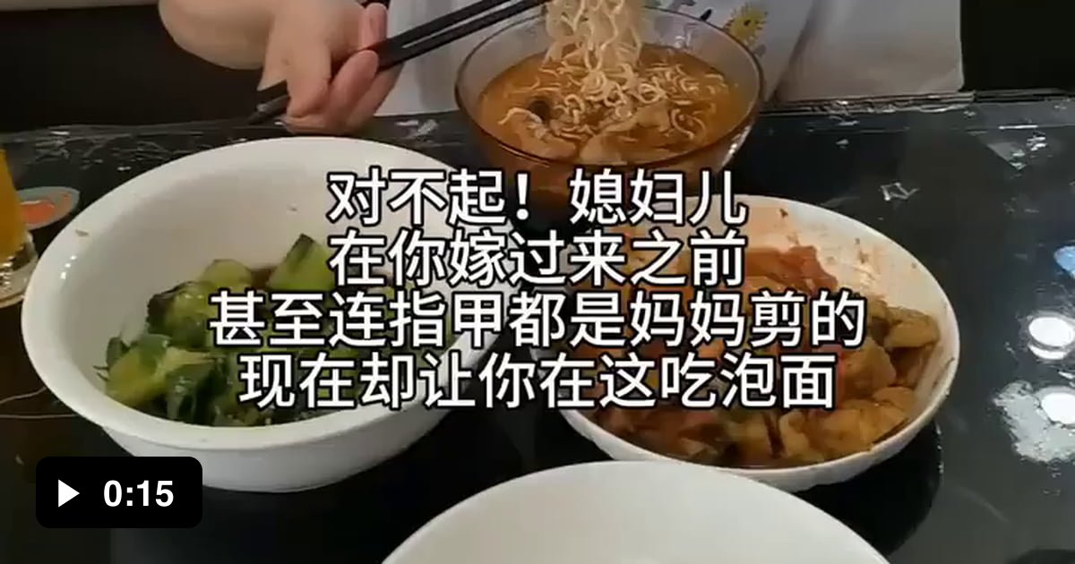 Never a dull moment during dinner. - 9GAG