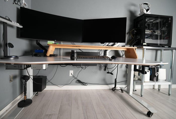 Mac mini and PC setup - 9GAG