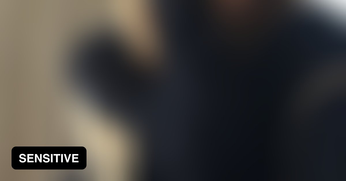 My queen 👑 - 9GAG