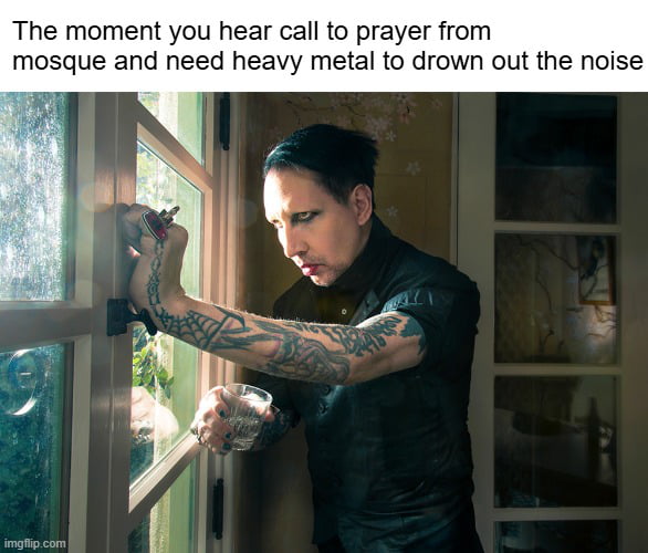 Stray dogs starts howling too - 9GAG