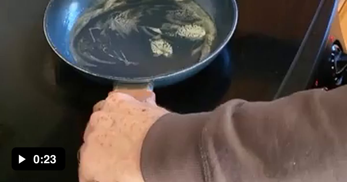 Cracking open an emu egg for breakfast - 9GAG