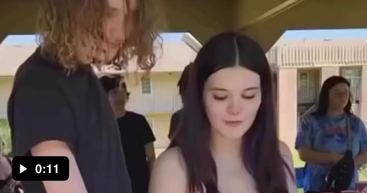 Dude really pulling up his pants after a gender reveal, that's a power move. - 9GAG