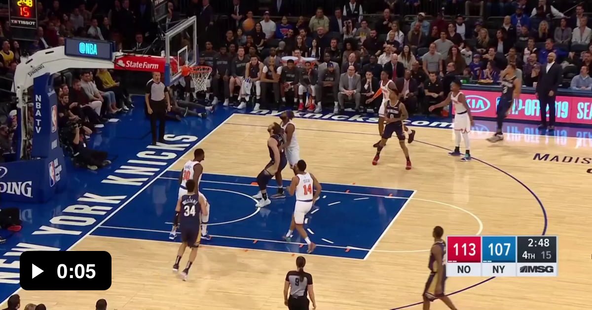 Mitchell Robinson Blocks NAW With His Butt. *Raw Blocking Instincts* - 9GAG