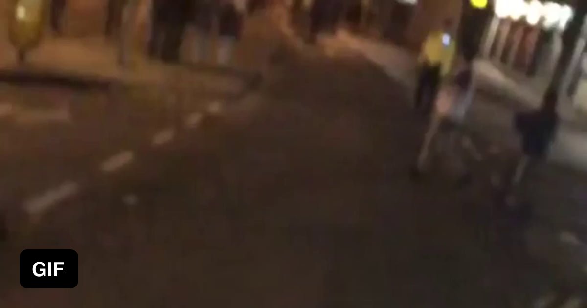 These glasses change fireworks into gift boxes - 9GAG