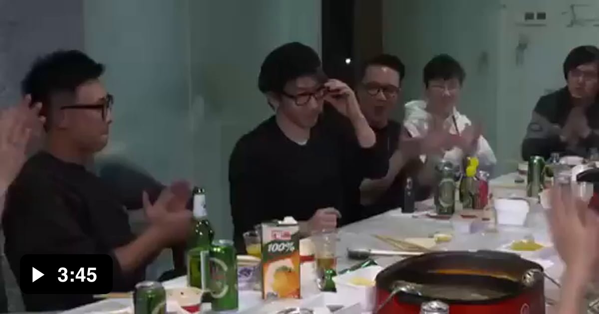 The best party trick ever - 9GAG