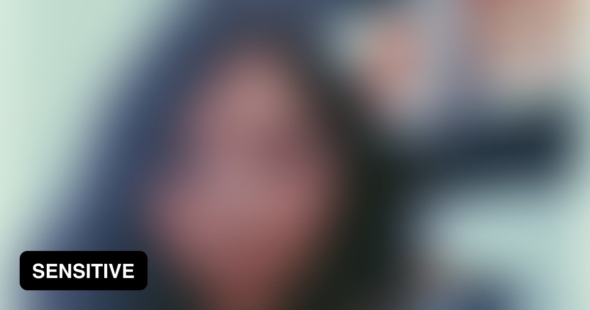 Let the blur tease you - 9GAG