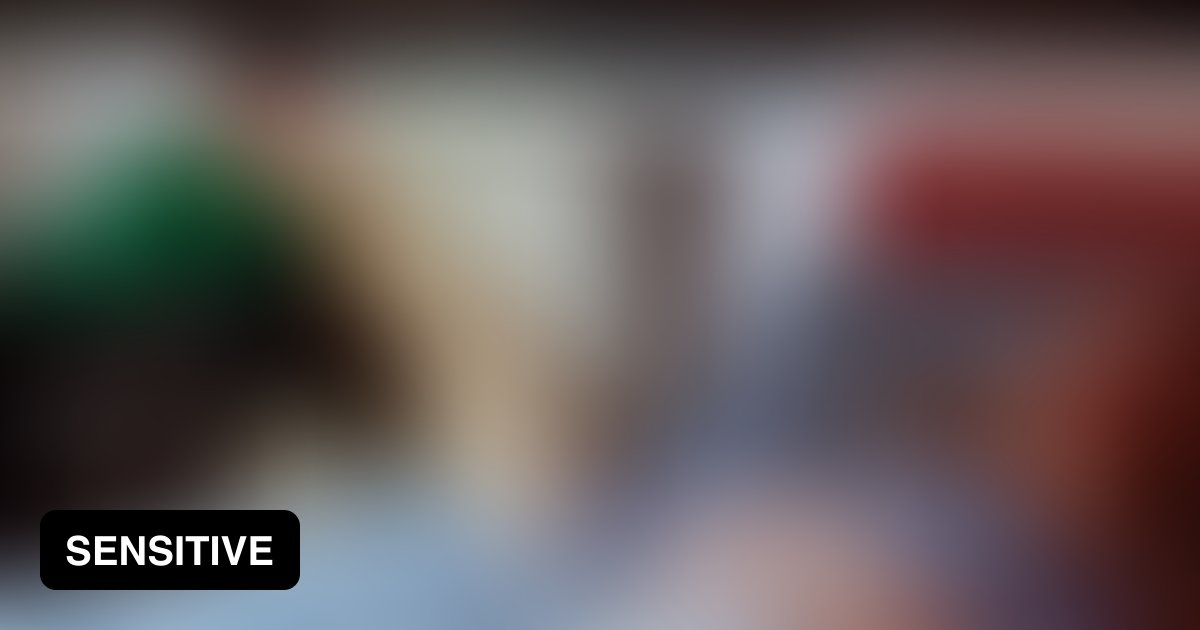 Stretching in bed - 9GAG