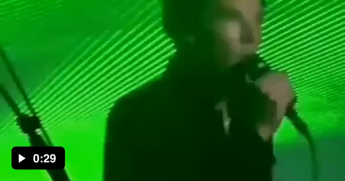 Benedict Cumberbatch singing Comfortably Numb - 9GAG