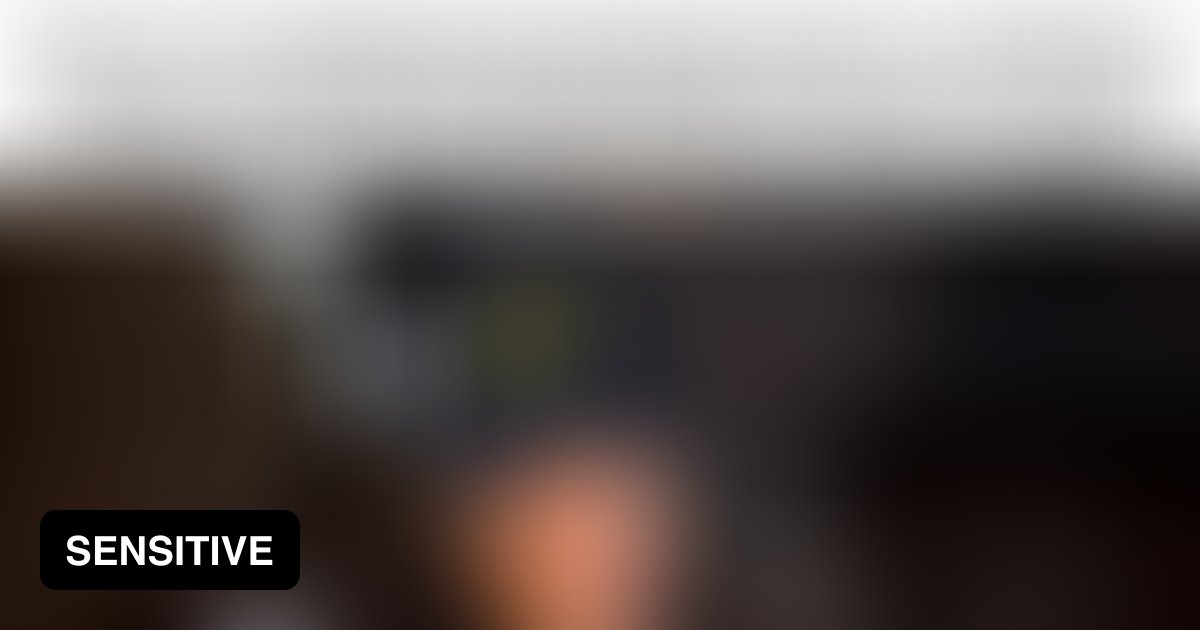 Looking for that squish and slap - 9GAG