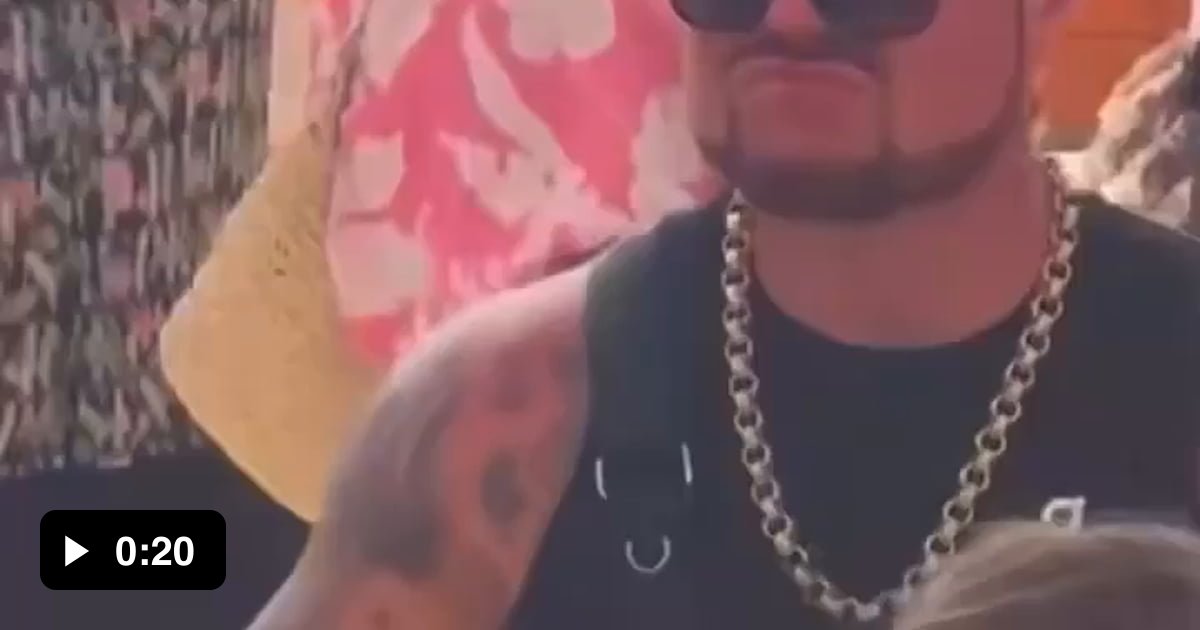 The Boss is Here! - 9GAG