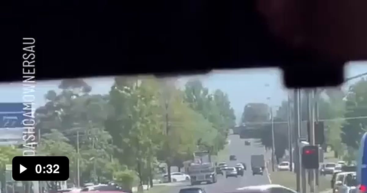 He ran back faster than he came - 9GAG