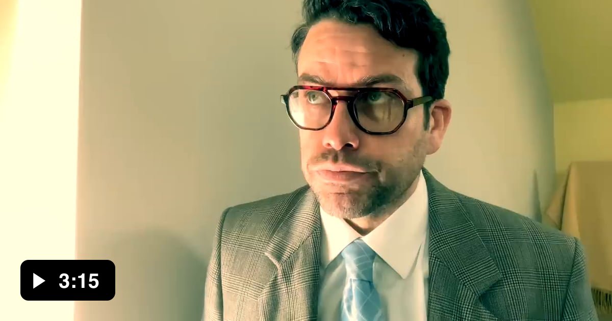 Typical Nolan film be like... - 9GAG