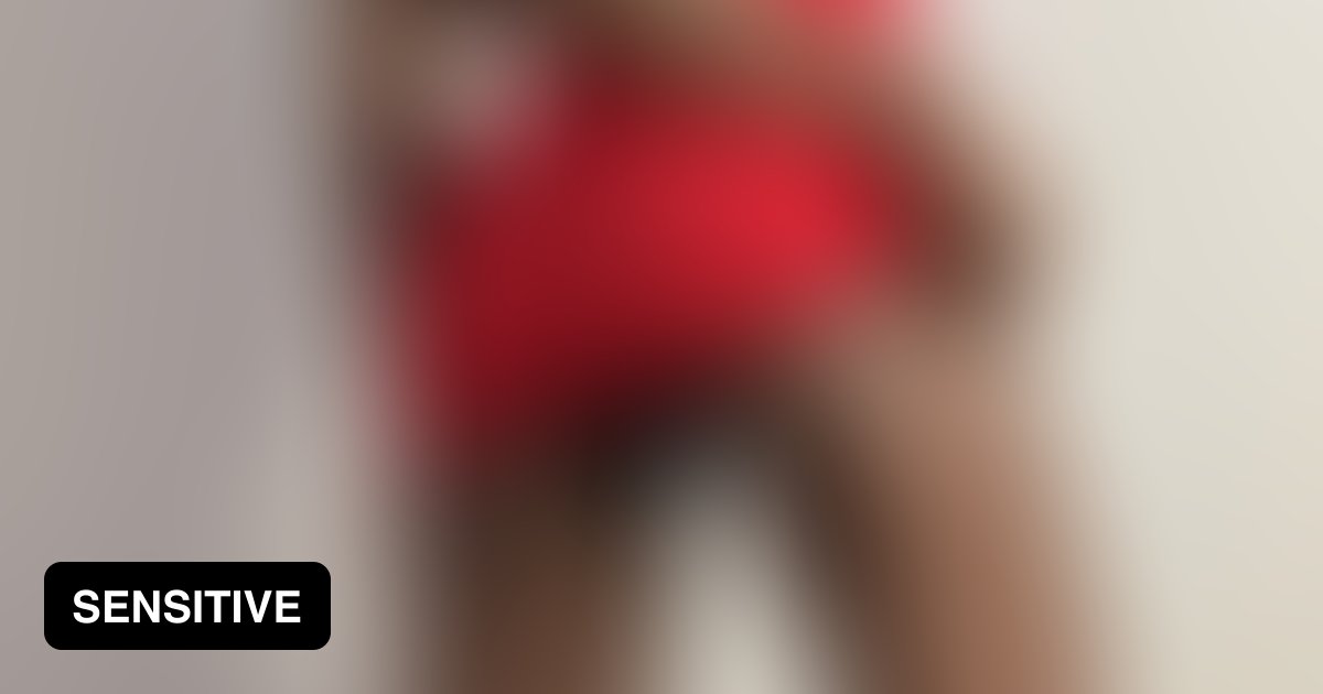 This dress was made for flashing in - 9GAG