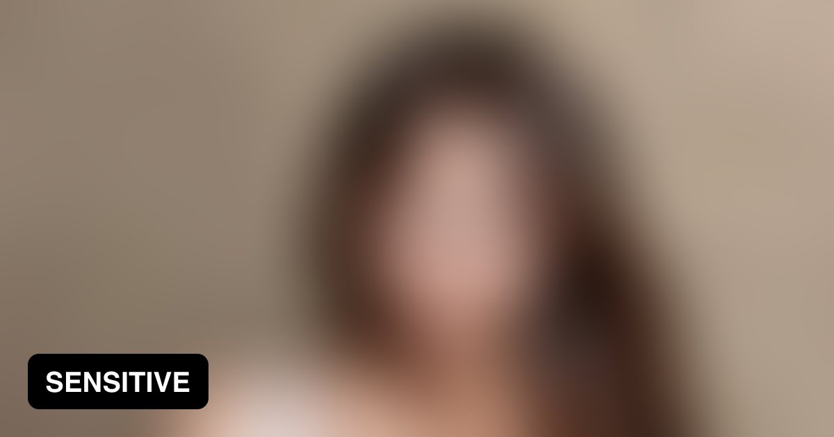 Sexy in white - 9GAG