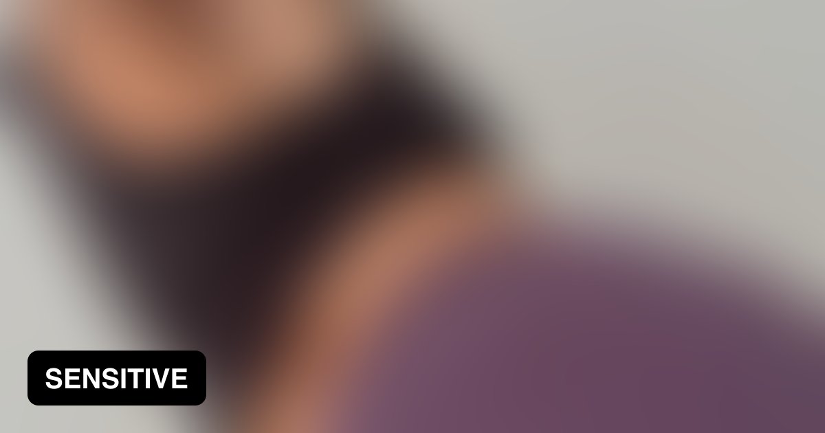 How does it feel knowing these pants are holding everything you wish to touch? - 9GAG