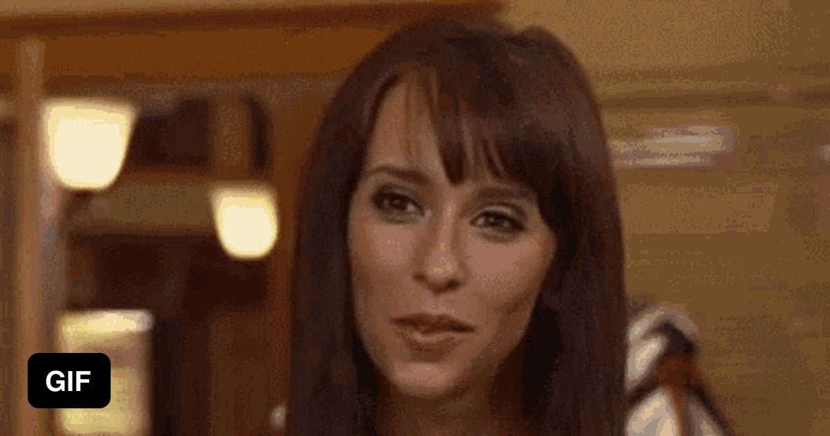 Jennifer Love Hewitt - 9GAG