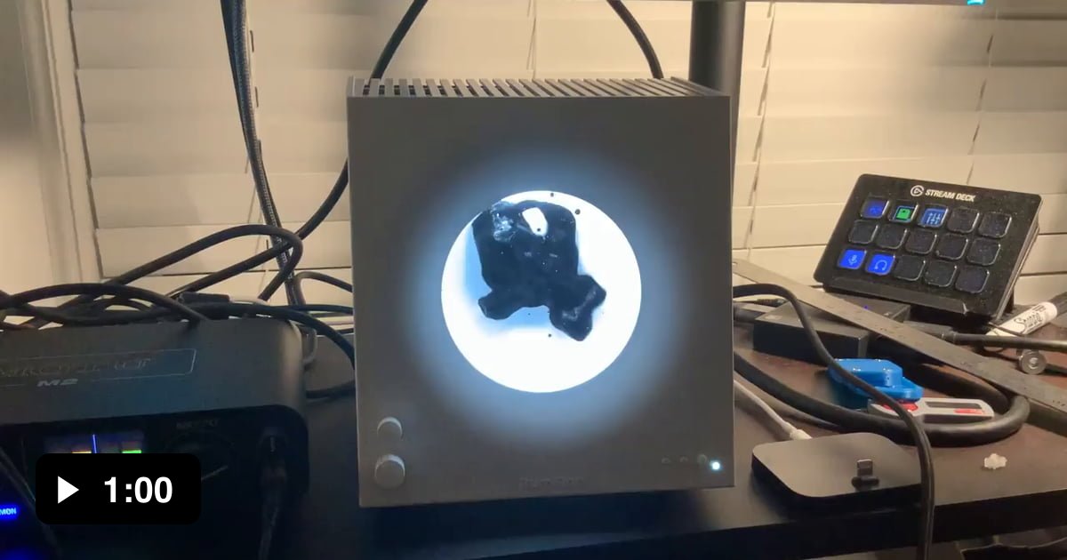 Burn Slap FAV-LE22 Ferrofluid Audio Visualizer made in South Korea - 9GAG