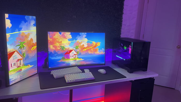 Productivity/Gaming setup, thoughts? - 9GAG