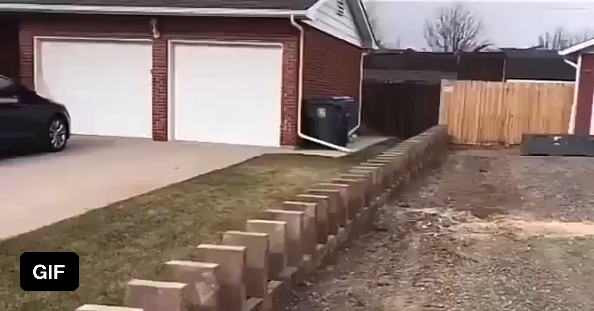 When you work construction and like to show off your skills - 9GAG