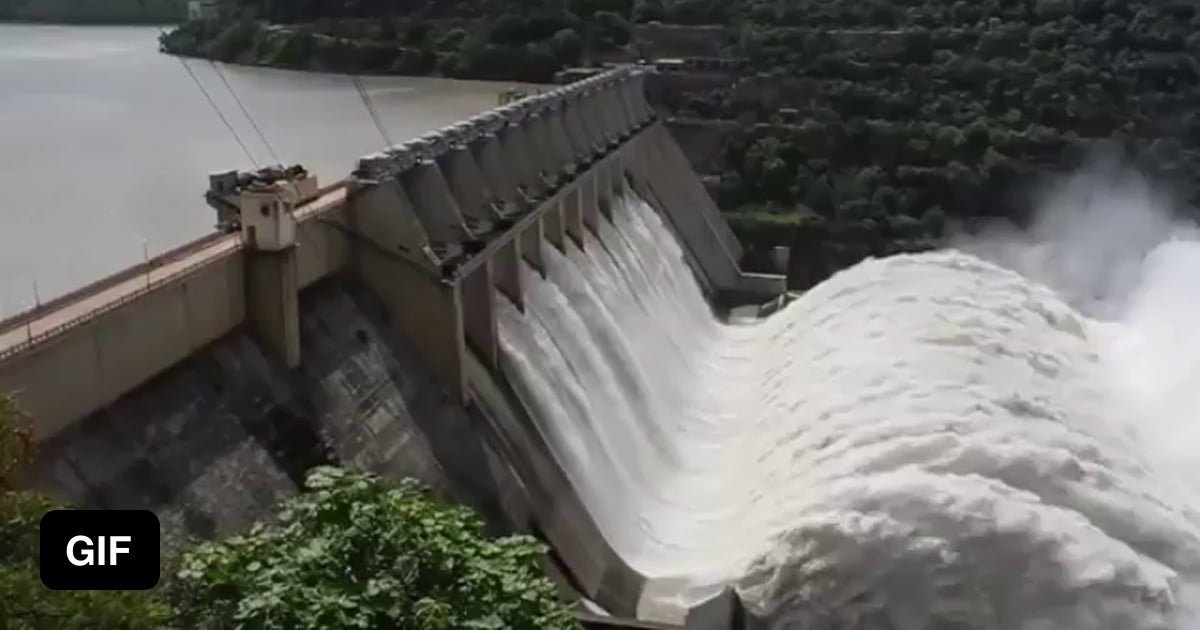 Emergency water discharge from dam - 9GAG