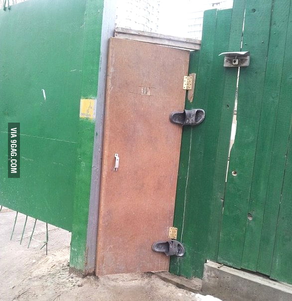 DIY spring loaded door - 9GAG
