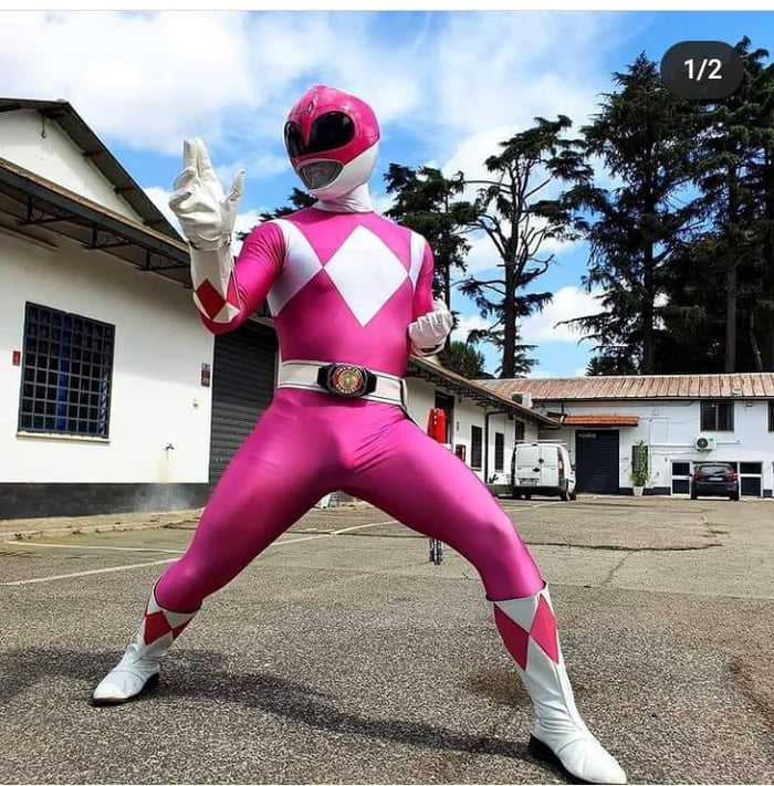 I don't know, this power ranger has something weird about it! - 9GAG